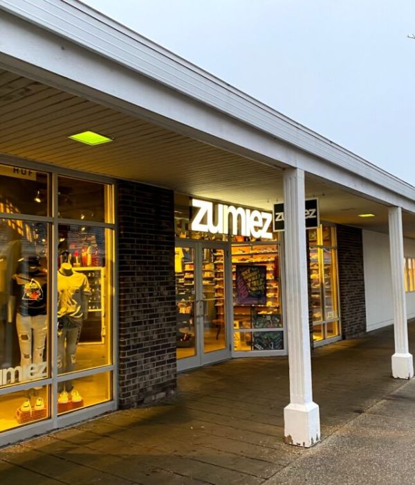 Lighthouse Place Premium Outlets - MTM Premier Property Management